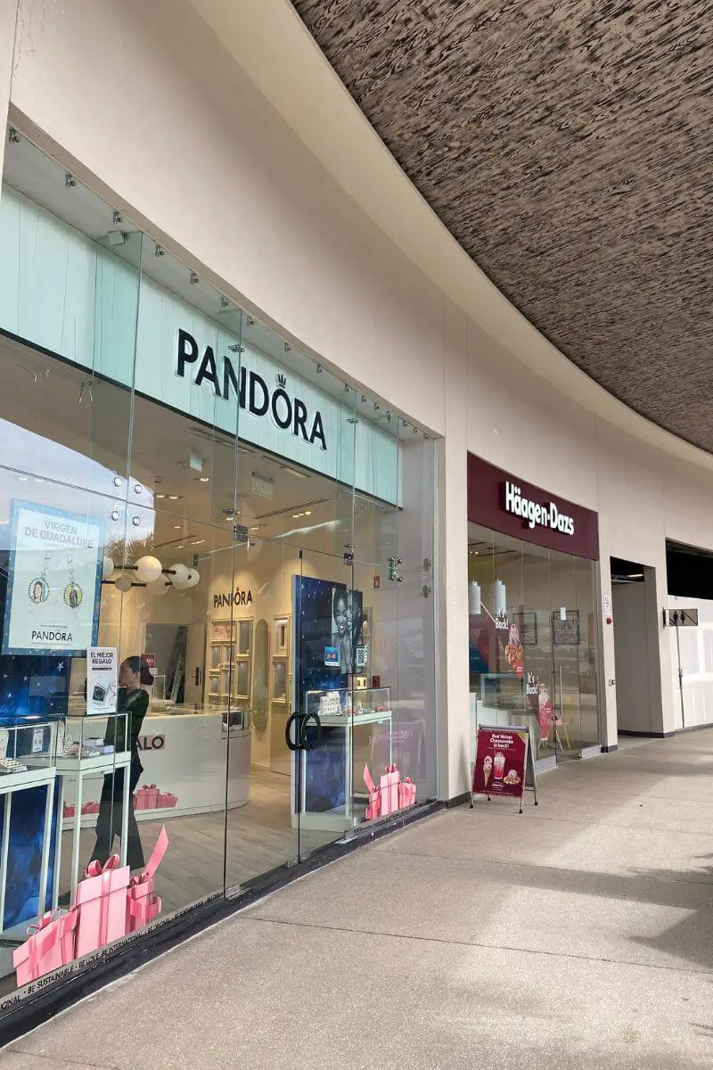 The Grand Outlet Riviera Maya Mall in Cancun - Puerto Aventuras Living